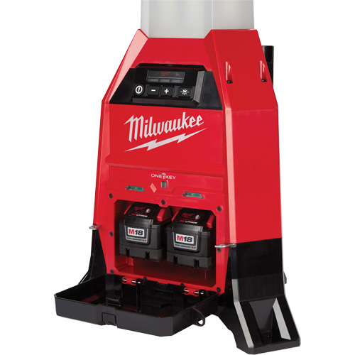 Milwaukee Lampe de chantier M18 Radius et chargeur avec One-Key, DEL, 4800/9000/2500 lumens ...